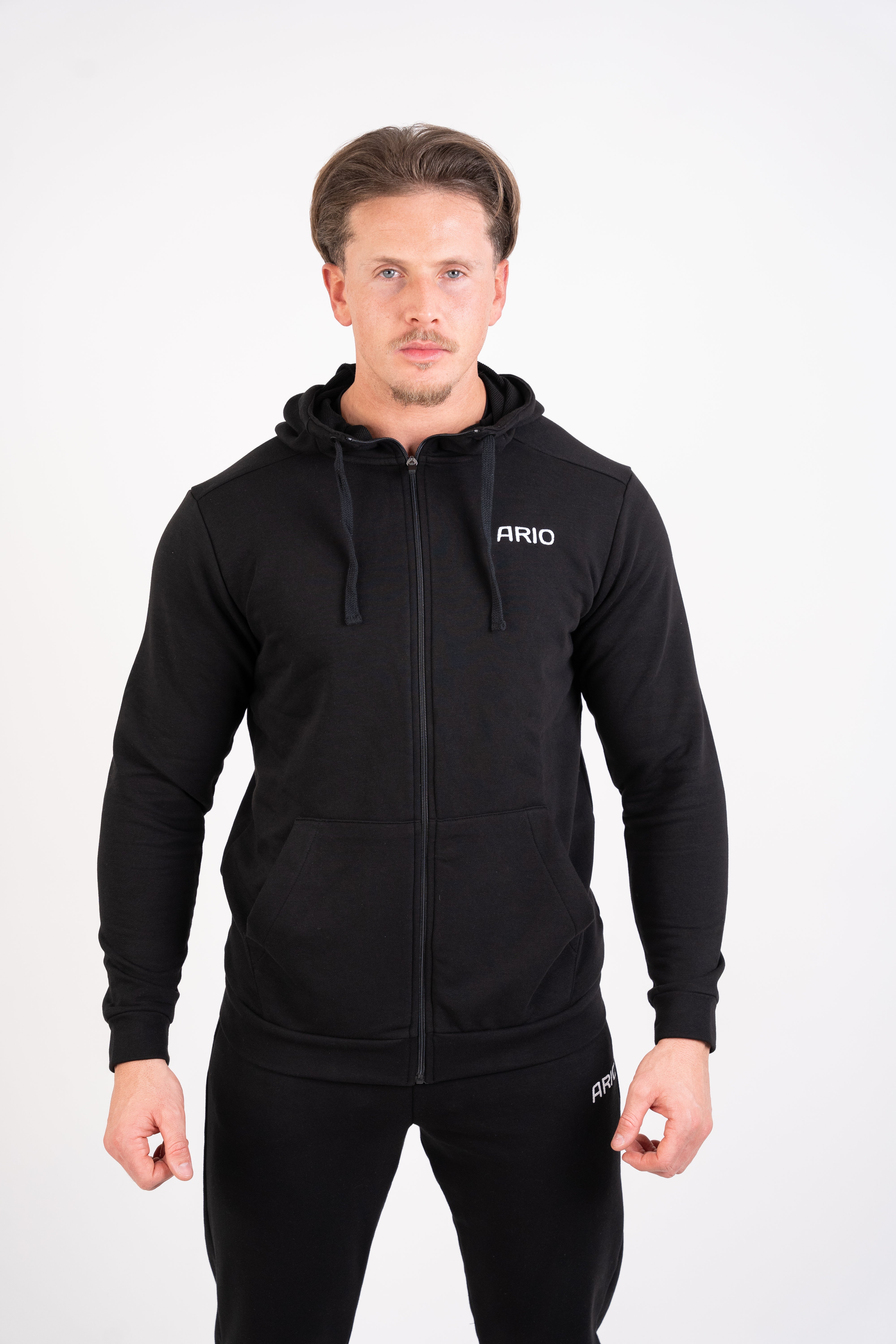 Ario Essential Tracksuit – Ario Fitness